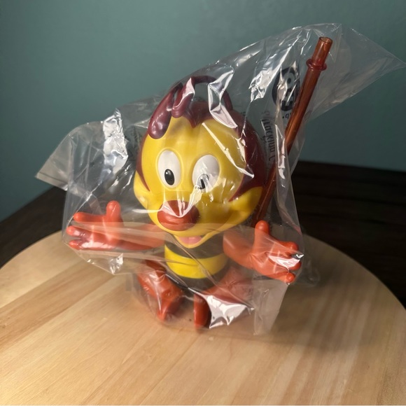 Disney | Other | Disney Spike The Bee Sipper | Poshmark
